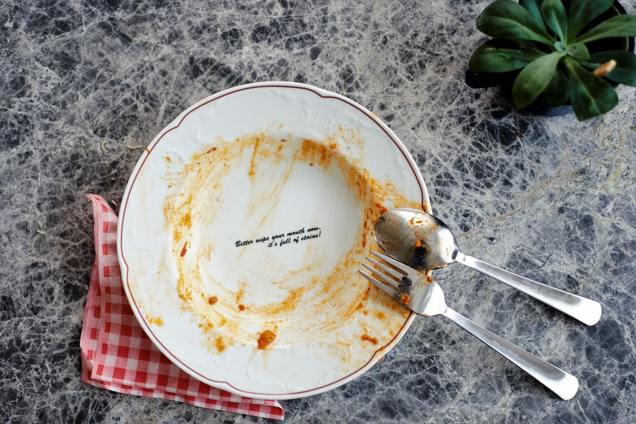 ‘Bavet Camionet’ en de kerstman leveren spaghetti aan huis - Made in