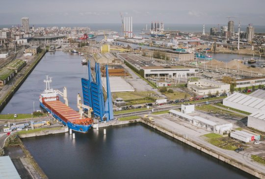 VDL opent zijn state-of-the-art busfabriek in Roeselare - Made in