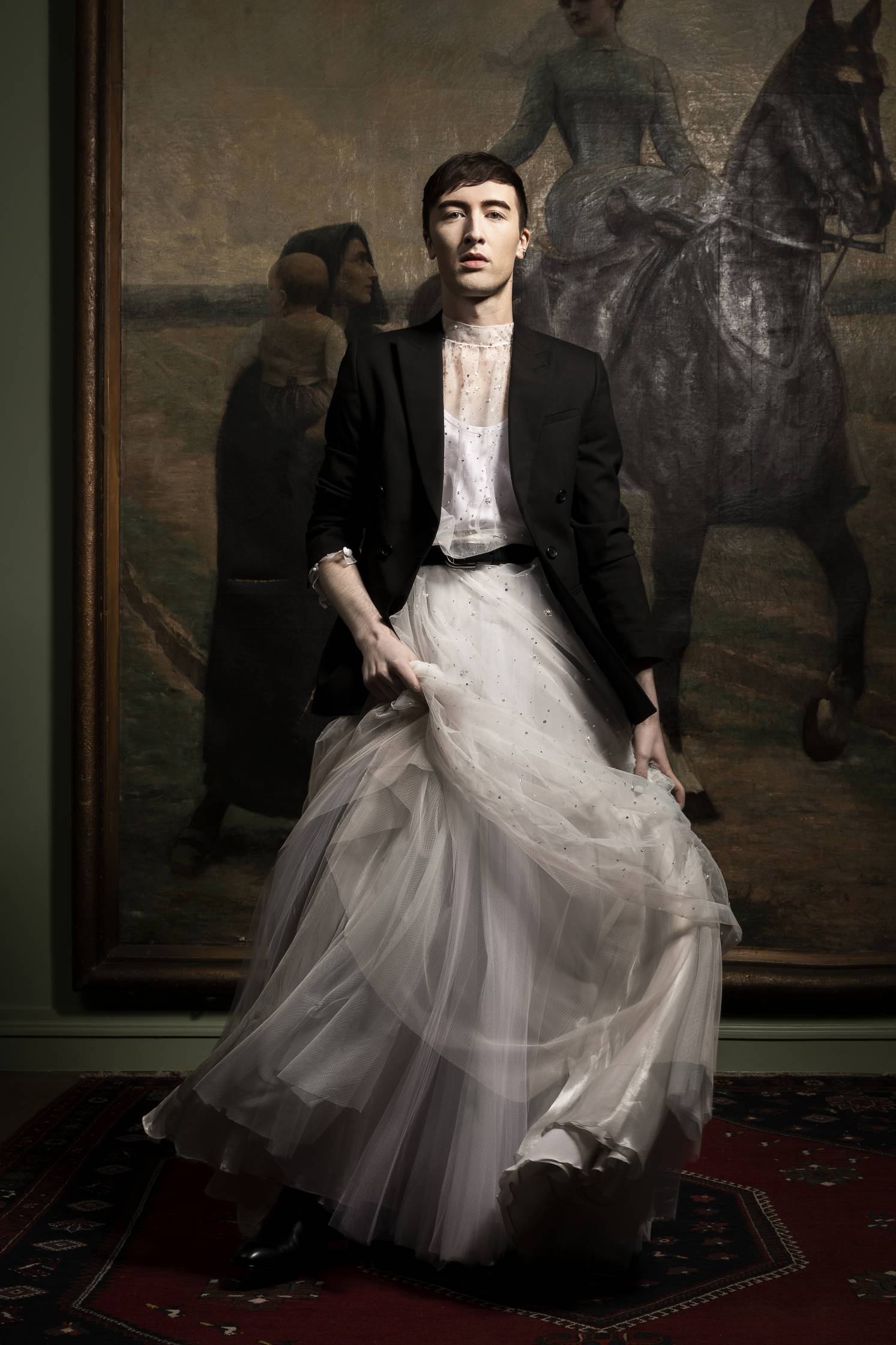 Bridal designer Eva Janssens maakt bruidsmode die de gendernormen ...