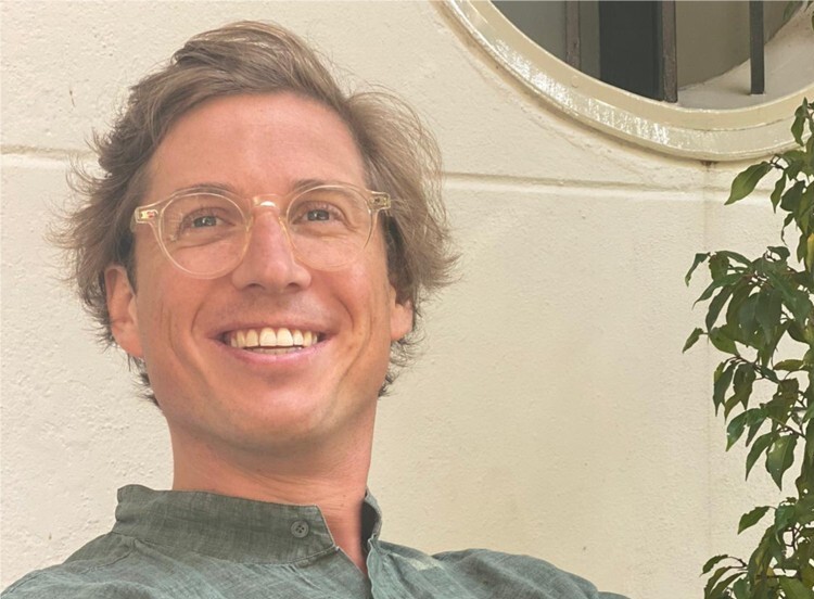 Joris moet waterbidons via online kanalen tot bij thuiswerker brengen ...