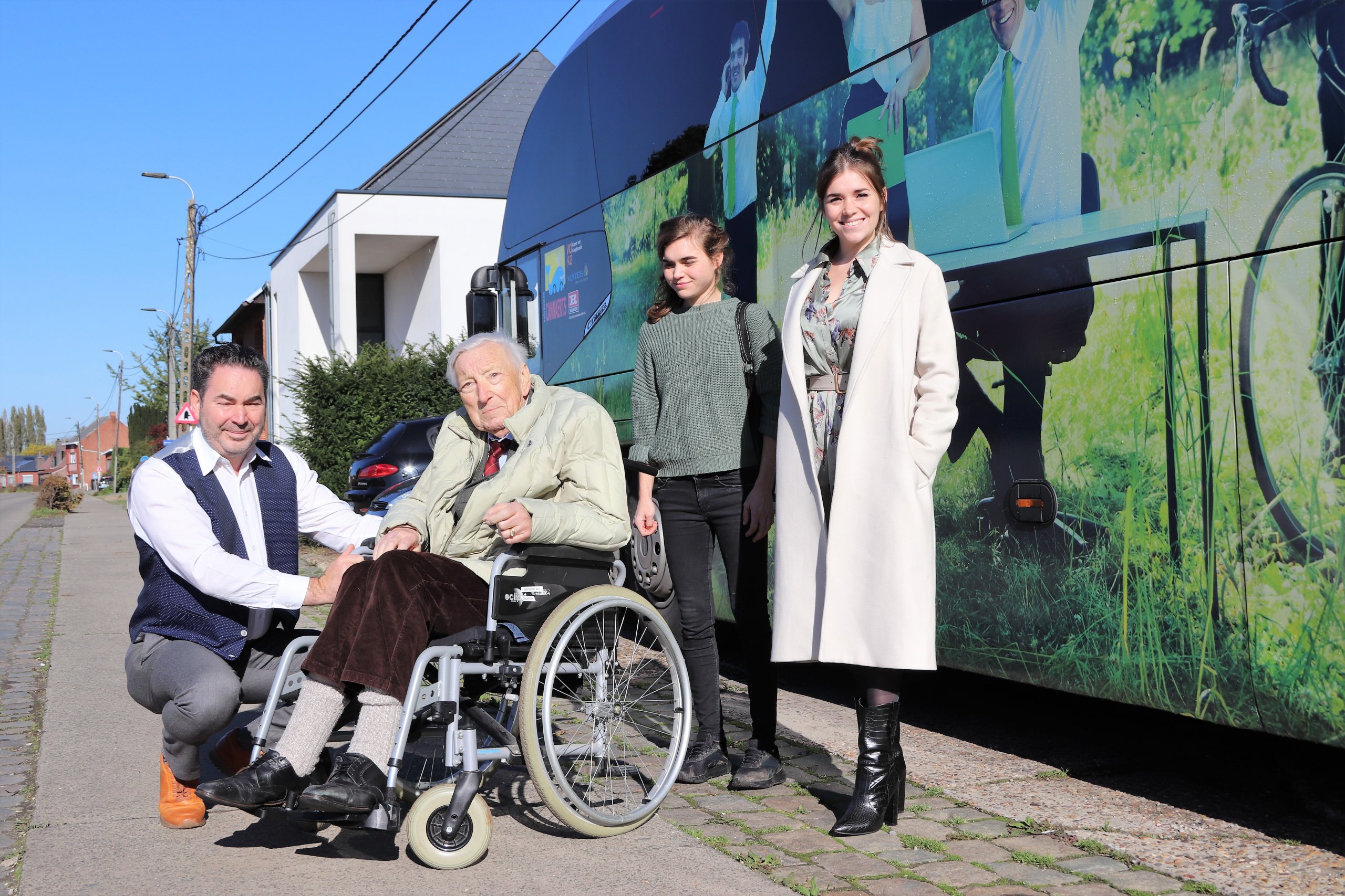 Autobussen Cannaerts viert 100ste verjaardag - Made in