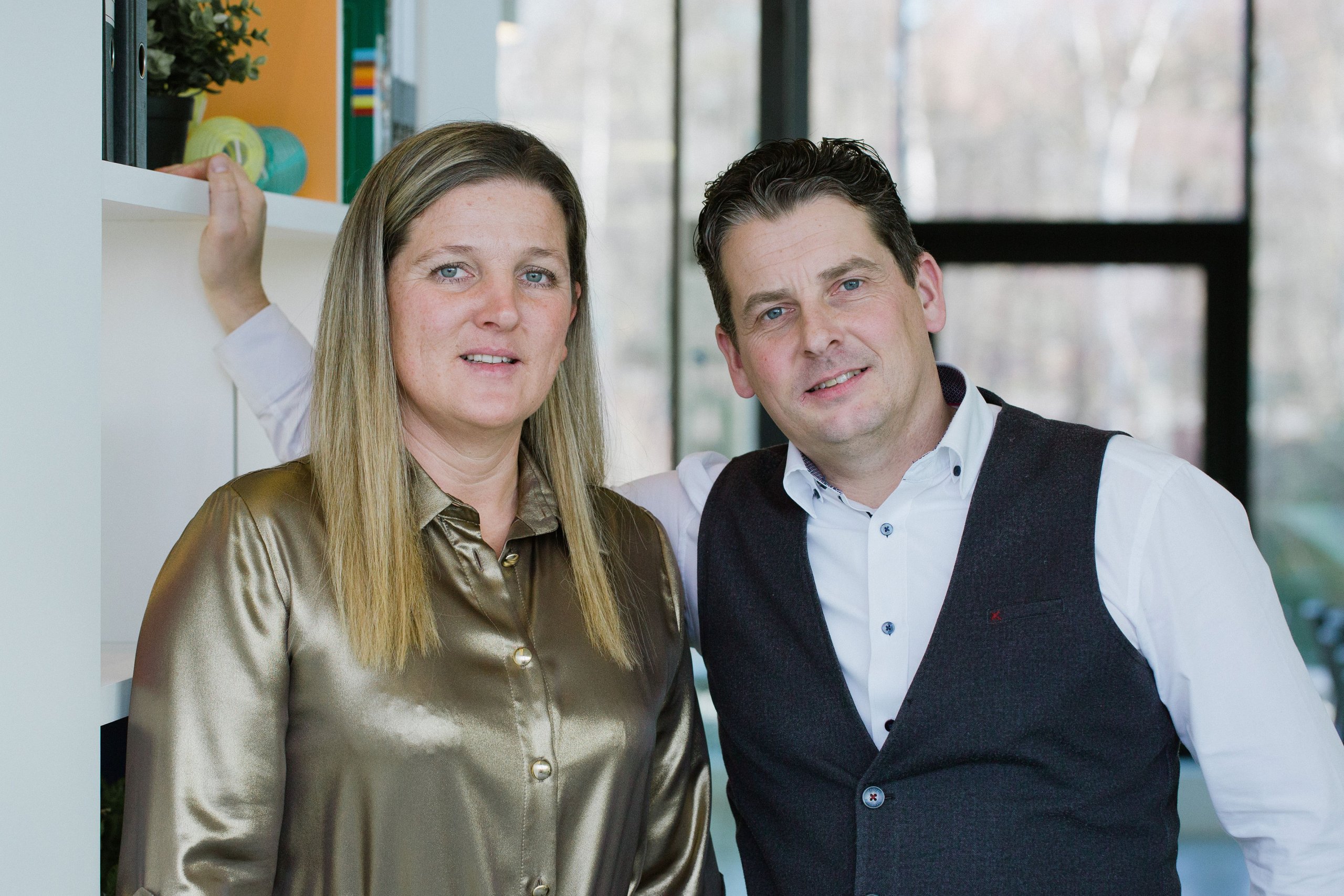 Elly T'Seyen en Mike Celis keren met De Zorgmakelaar terug naar roots ...