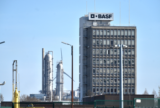 BASF wil dat werknemers zich op werkvloer kunnen laten vaccineren - Made in