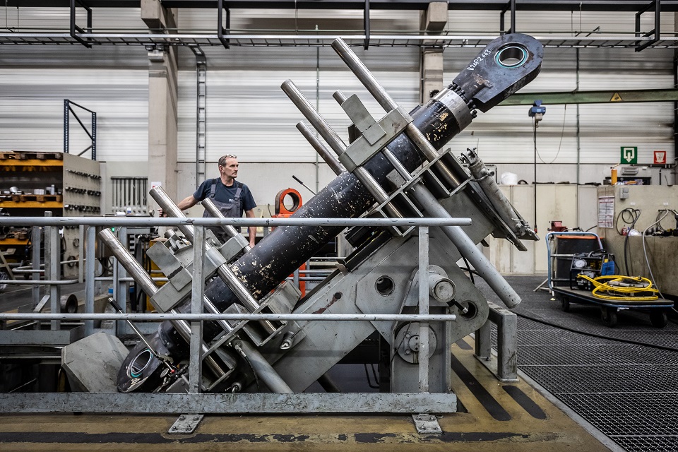 Ondernemers gaan op bezoek bij REM-B Hydraulics - Made in