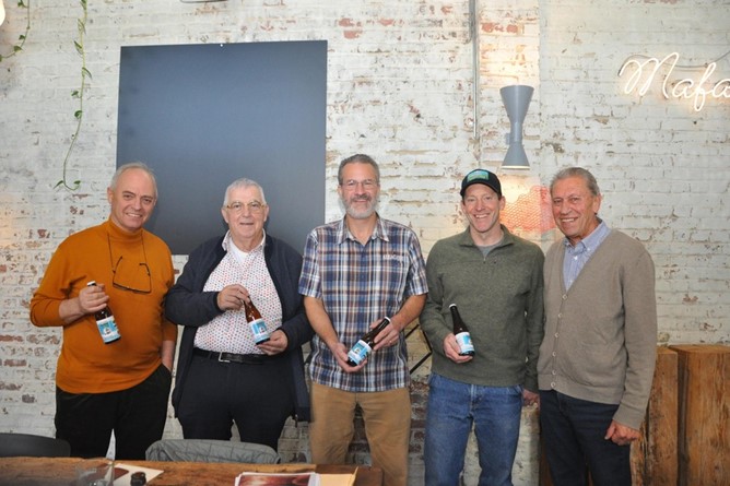 Oorspronkelijke brouwerij van Hoegaarden-pionier Pierre Celis krijgt ...