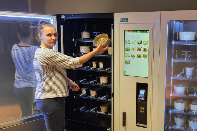 Restaurantuitbater poot automatenshop met Griekse specialiteiten neer ...