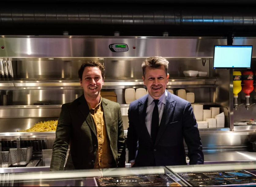 Frituur ’t Stad heropent op de Melkmarkt, mét ambitie: “Wij worden een ...