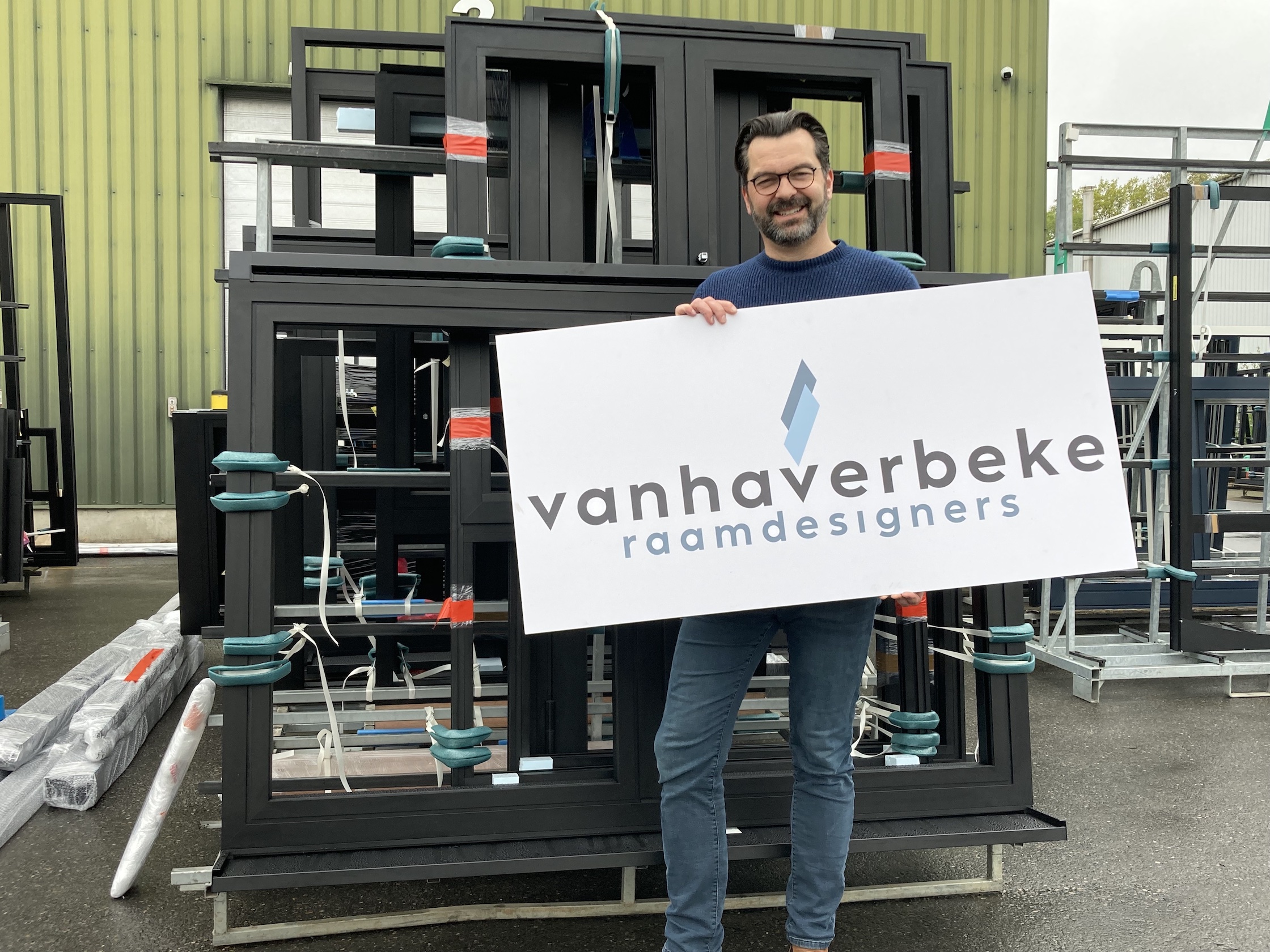 Historische naam Peeters maakt plaats voor Vanhaverbeke Raamdesigners ...