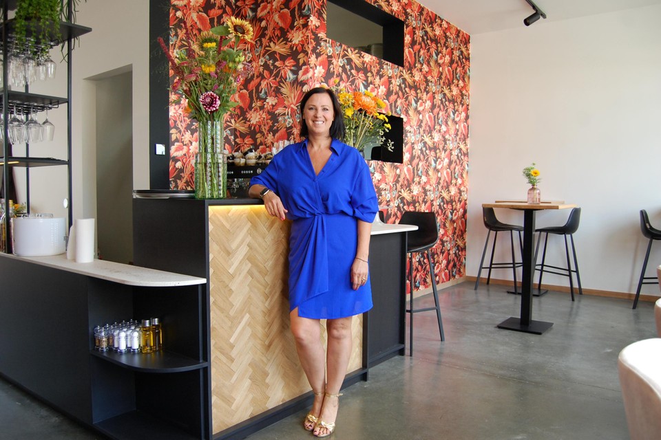 Van bloemenwinkel naar hippe bar: “Bar Bizoe is vernoemd naar mijn oma ...