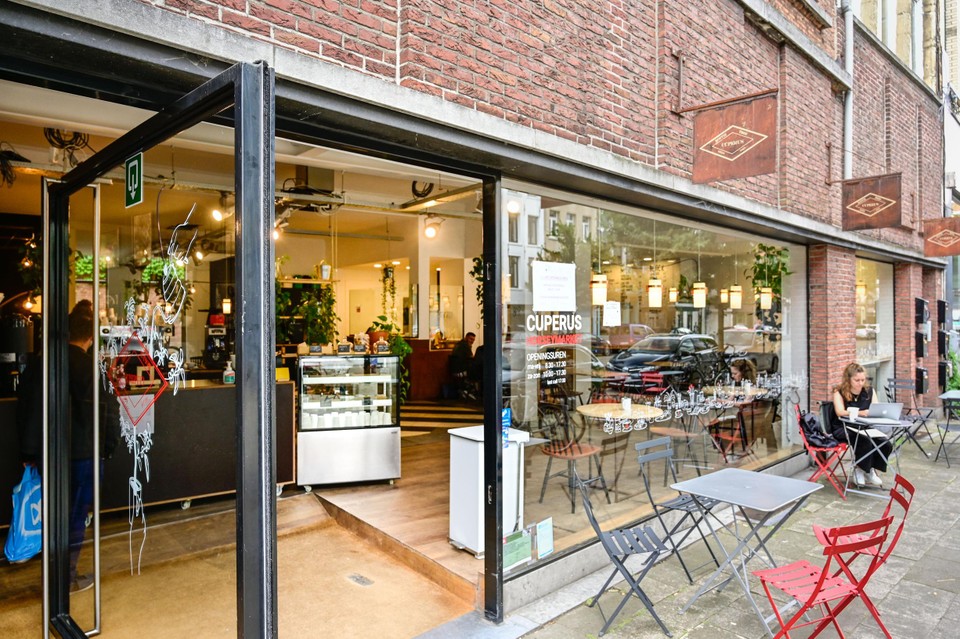 Cuperus sluit koffiebar op Sint-Katelijnevest: “Bar beantwoordde niet ...