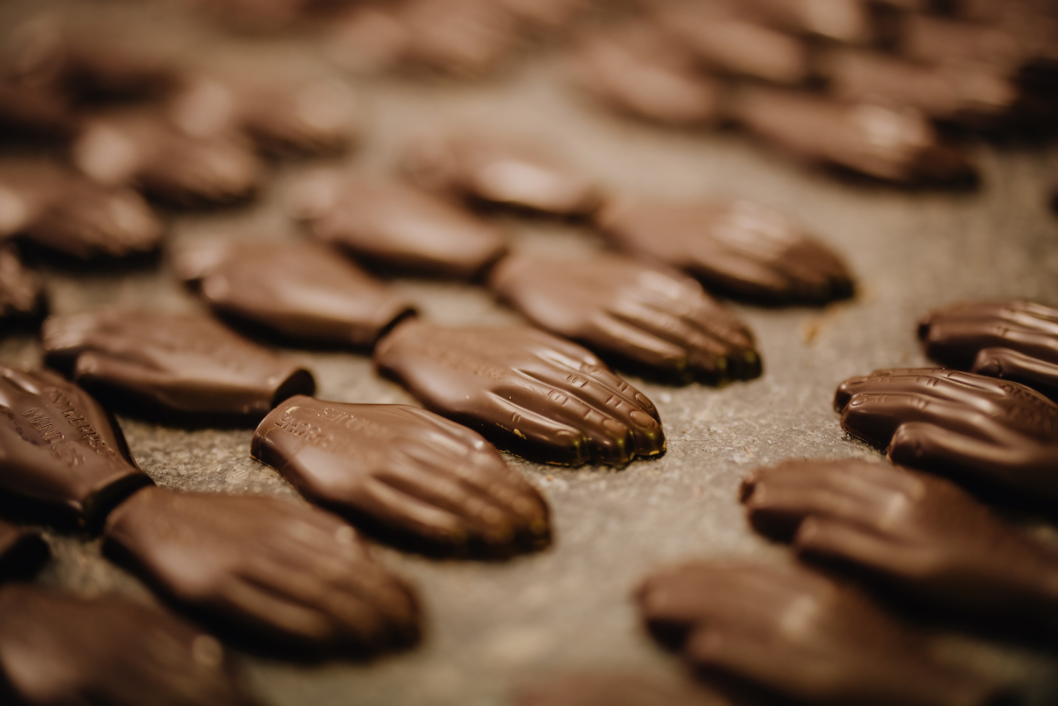 Chocolatier Goossens viert 160ste verjaardag van Elixir d'Anvers met ...