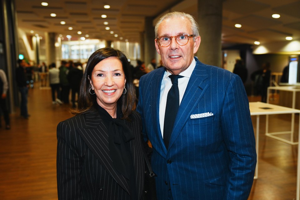 20 keer kregen ze maximumscore van Gault&Millau, maar nu moet Hof Van ...