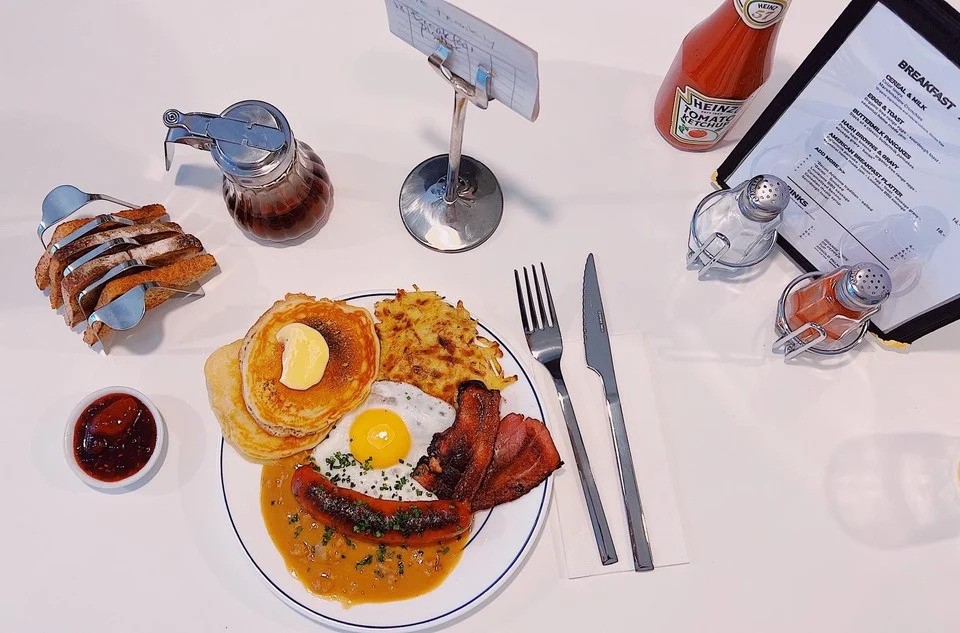 Met Quite Frankly opent eerste American diner in Antwerpen: geen ...