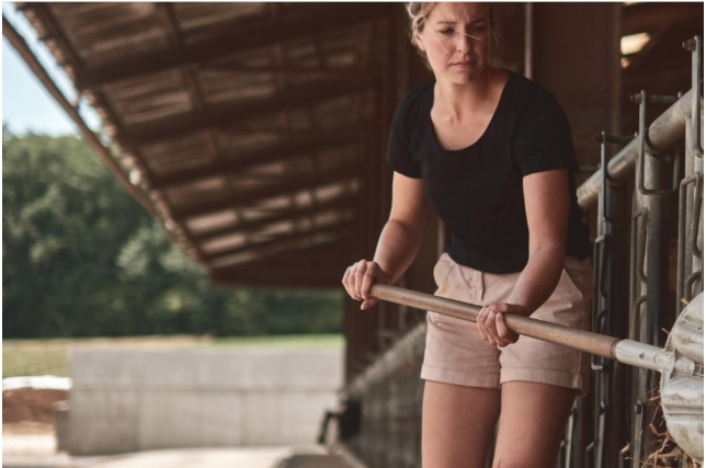 Ze nam de rundveehouderij van haar overleden vader over, maar ...