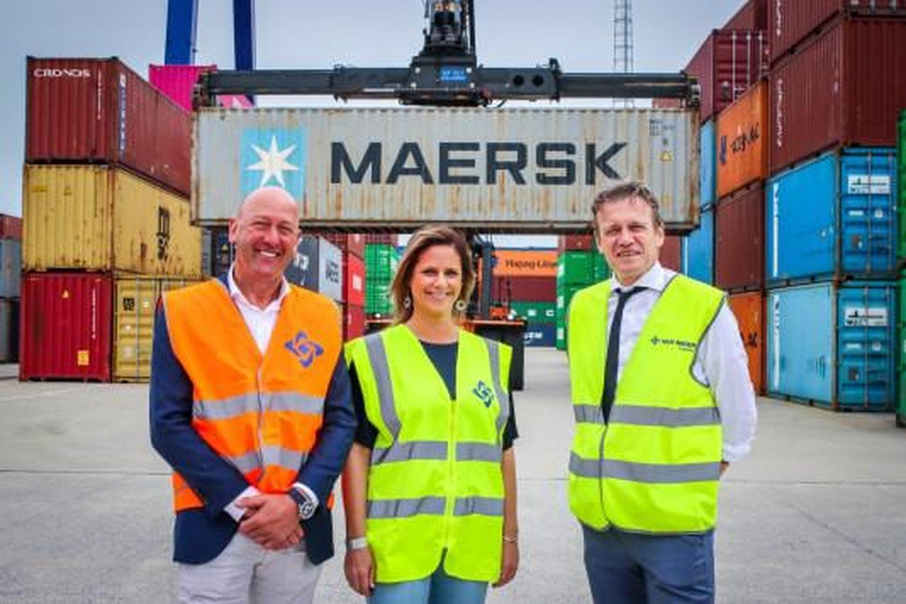 Van Moer Logistics - Made in