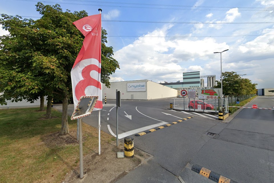 Personeel Nyobe Belgotex International is vandaag aan het werk ondanks ...