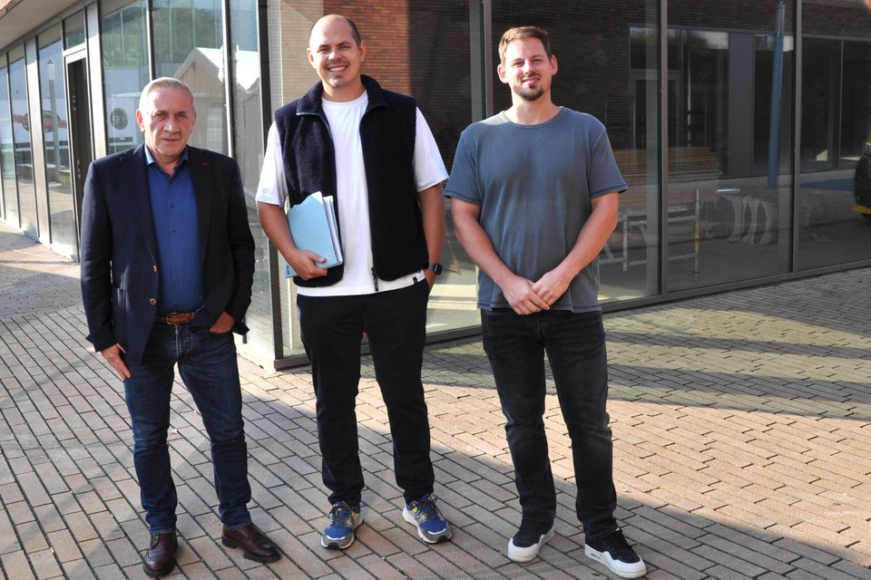 Er was nog geen echte viswinkel in het dorp maar daar komt nu ...