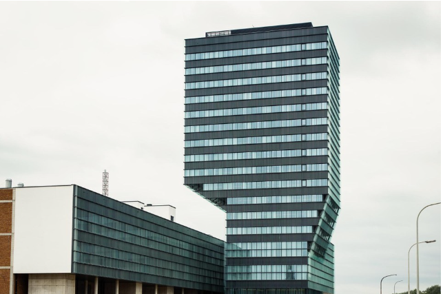 Na woelige renovatie opent vernieuwde Inno winkel de deuren in Woluwe ...