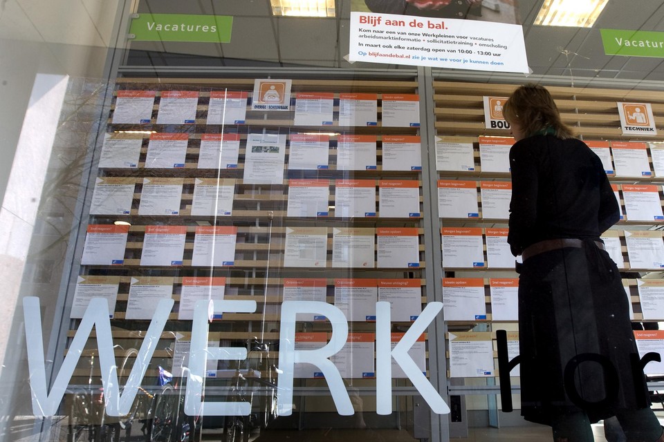 7 procent van de Oost-Vlamingen is op zoek naar werk, in maart kwart ...