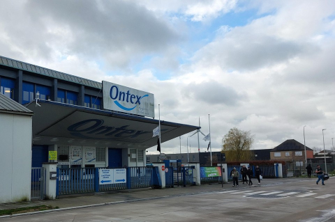 Ooit geroemd als fabriek van de toekomst, nu gaan poorten van Ontex ...