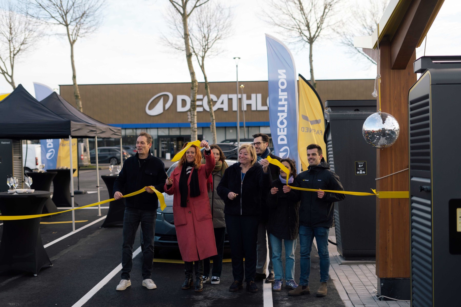 Nederlandse Fastned opent in samenwerking met Decathlon zijn eerste ...