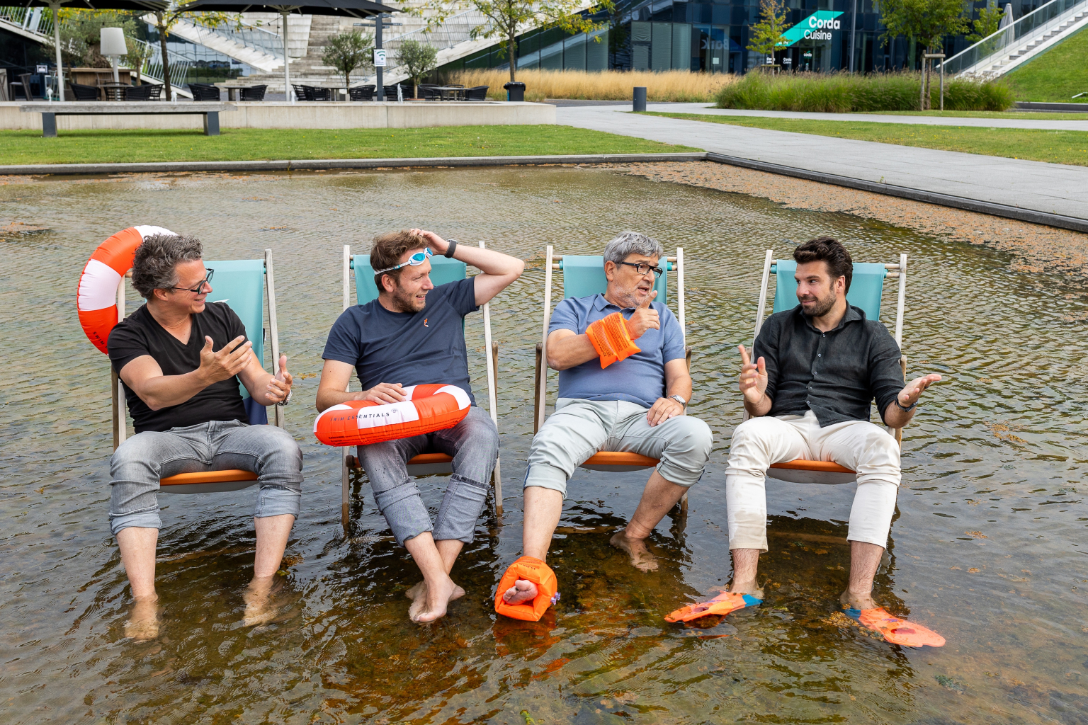 Mysterieuze monoliet verankerd op Corda Campus - Made in