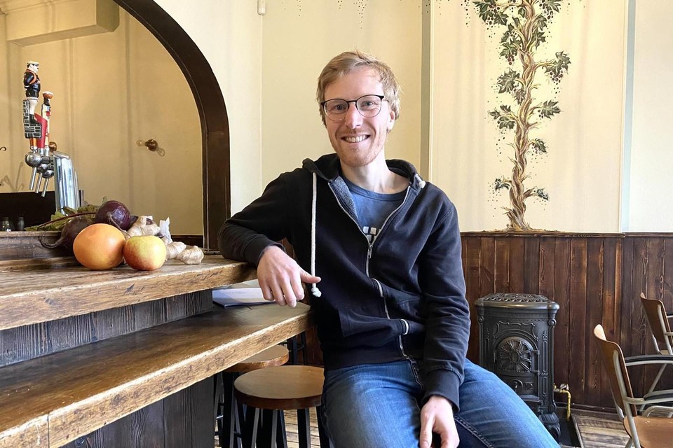 Deze bruine kroeg en koffiebar hebben de beste score op Google Maps ...