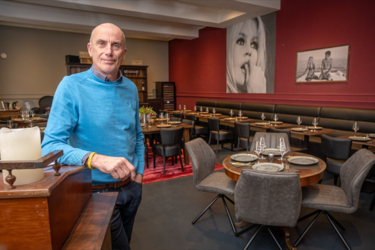 Zoë maakt met papa Dirk Swartebroeckx duobaan van brasserie Hofstaye - Made in