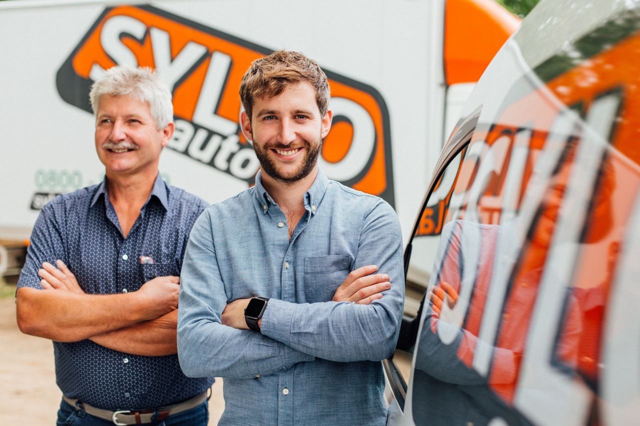 Zoon overbiedt gigant om familiebedrijf over te nemen - Made in