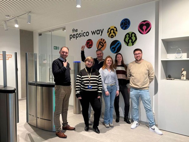Pepsico Veurne plant symbolisch 100 nieuwe bomen voor elke kandidaat ...