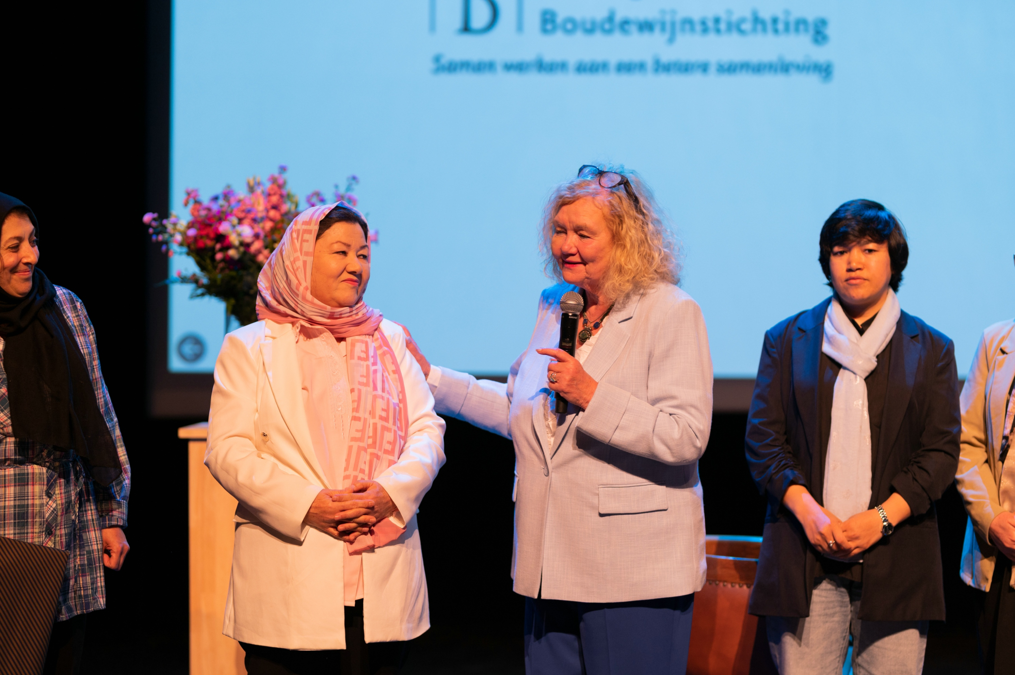 Dominiek De Clerck stopt zijn Waregemse CKV Bank in een nieuw pak en ...