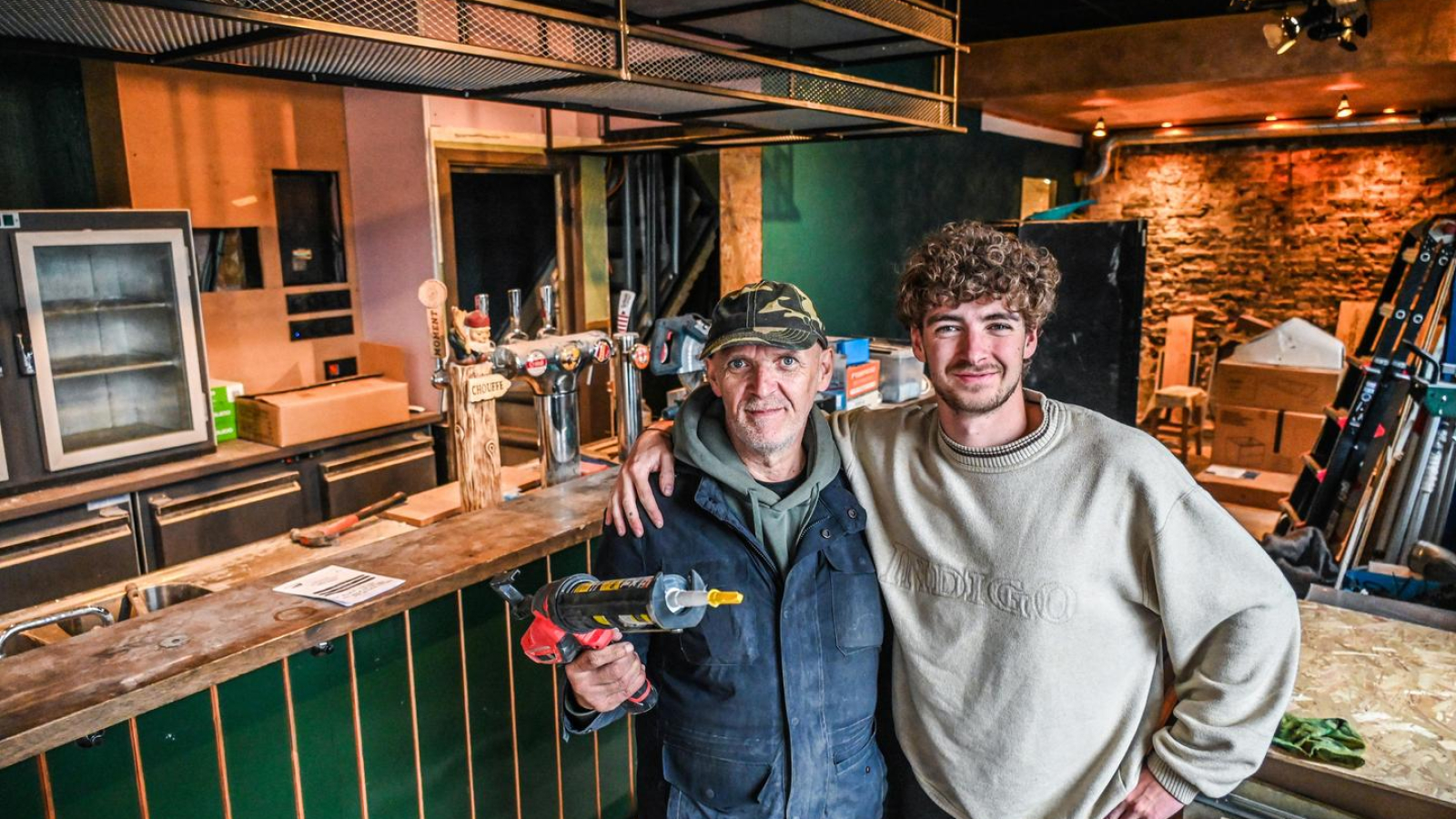 Vader en zoon maken doorstart met populair café - Made in