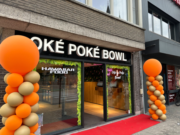 Keten van ‘poké bowls’ opent vijfde zaak in Deinze, en ze verkopen ook iets speciaals: “We ...