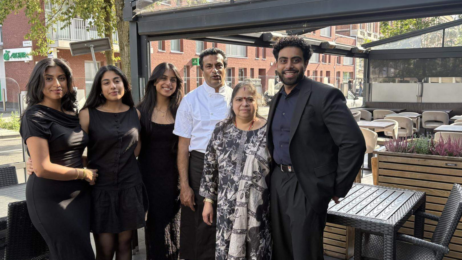 Populair visrestaurant in Berchem opnieuw open: Galle Face is zaak met ...