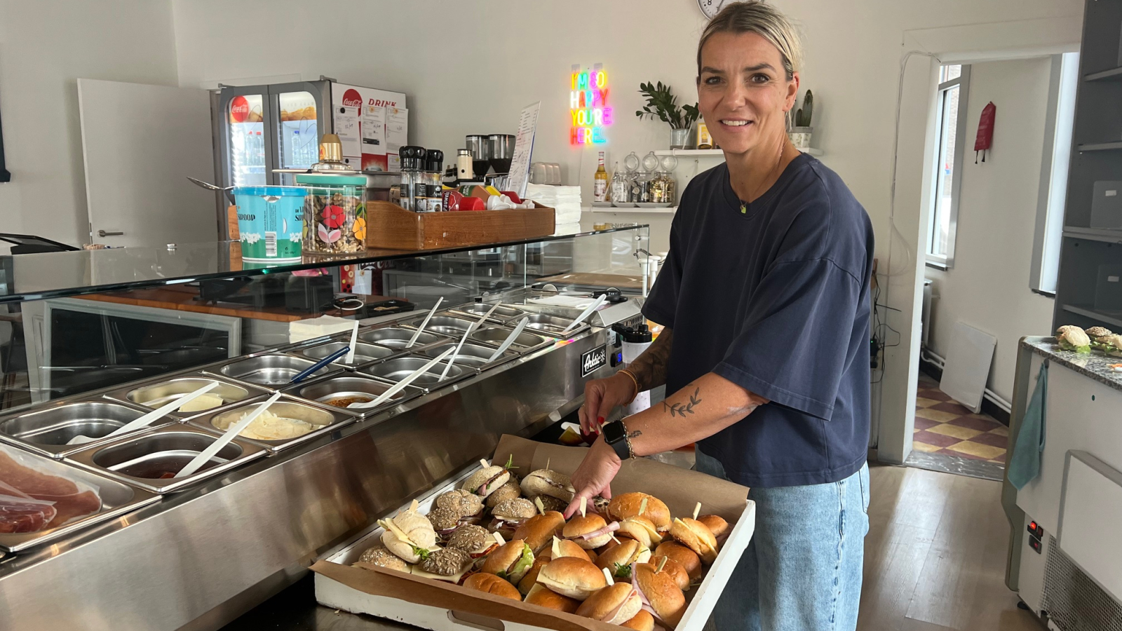 Gitte zit met Bokes enzo in Herentals weer tussen de mensen - Made in