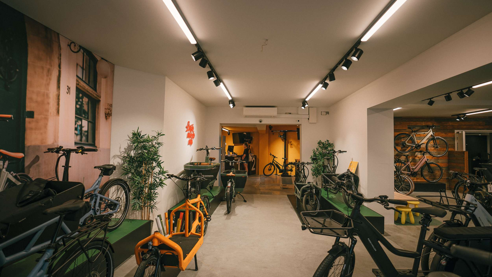 Fietsen De Geus opent vernieuwde winkel en gloednieuwe werkplaats - Made in