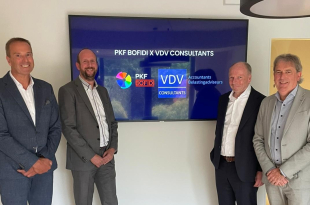 Chinese bouwer van e-trucks Windrose plant grote assemblagefabriek in ...