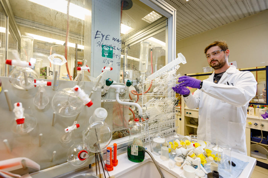 Alcon pompt 35 miljoen euro in sites van Bornem en Puurs - Made in