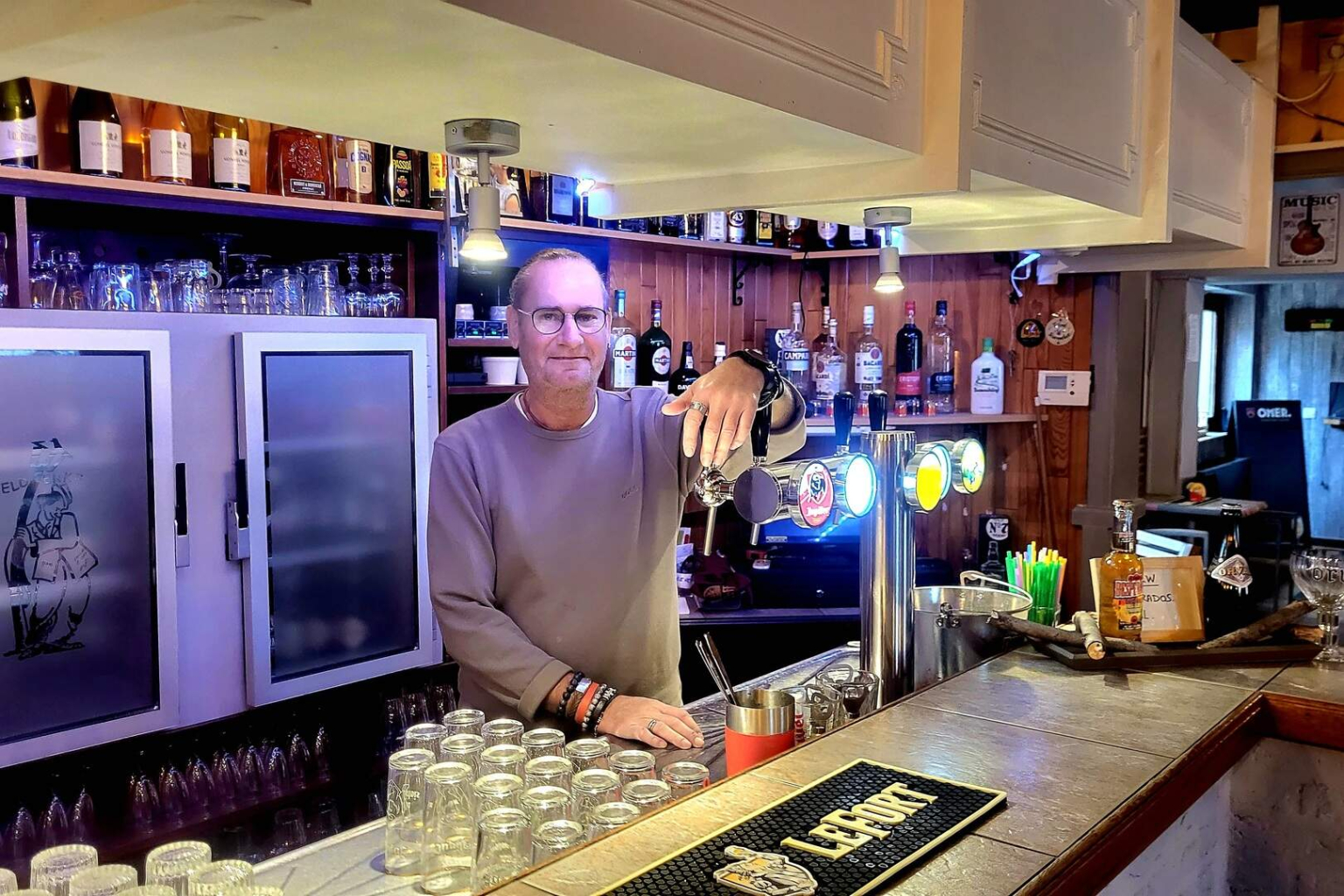 Café Service en Bar Misera vallen in de prijzen: “Dit is een plek waar ...