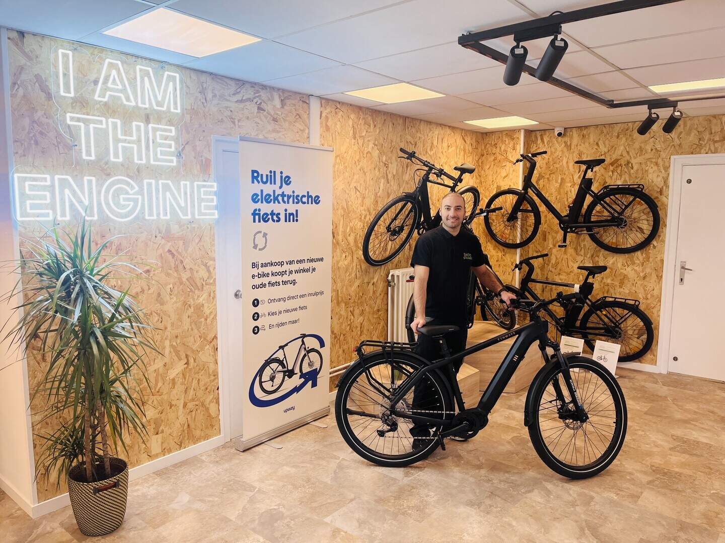 Antwerp Splatter Studio uniek in België: “In onze kelder mag je met ...