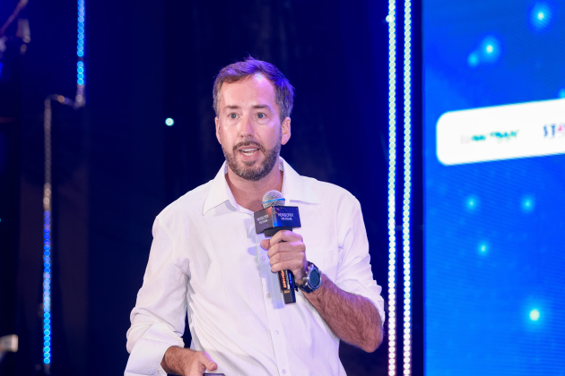 Higenius neemt 384 mensen van Glowi over - Made in