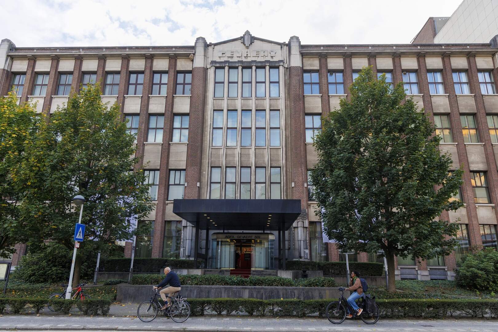 Stad Mortsel steunt Agfa in onderzoek om bedrijventerreinen te ...