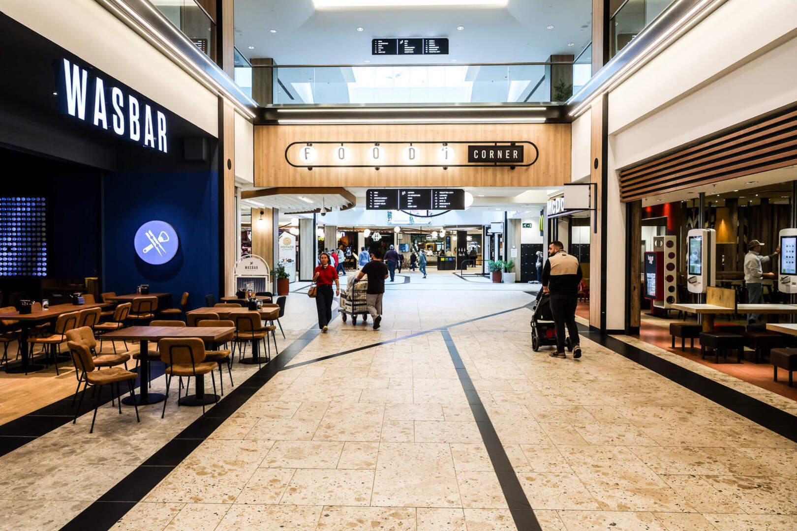 E313 dicht tijdens topperiode, Wijnegem Shopping vreest minder volk ...