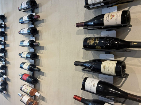 Sommelier Jens Van Gorp lanceert wijnbelevingswinkel in Turnhout: “Je ...