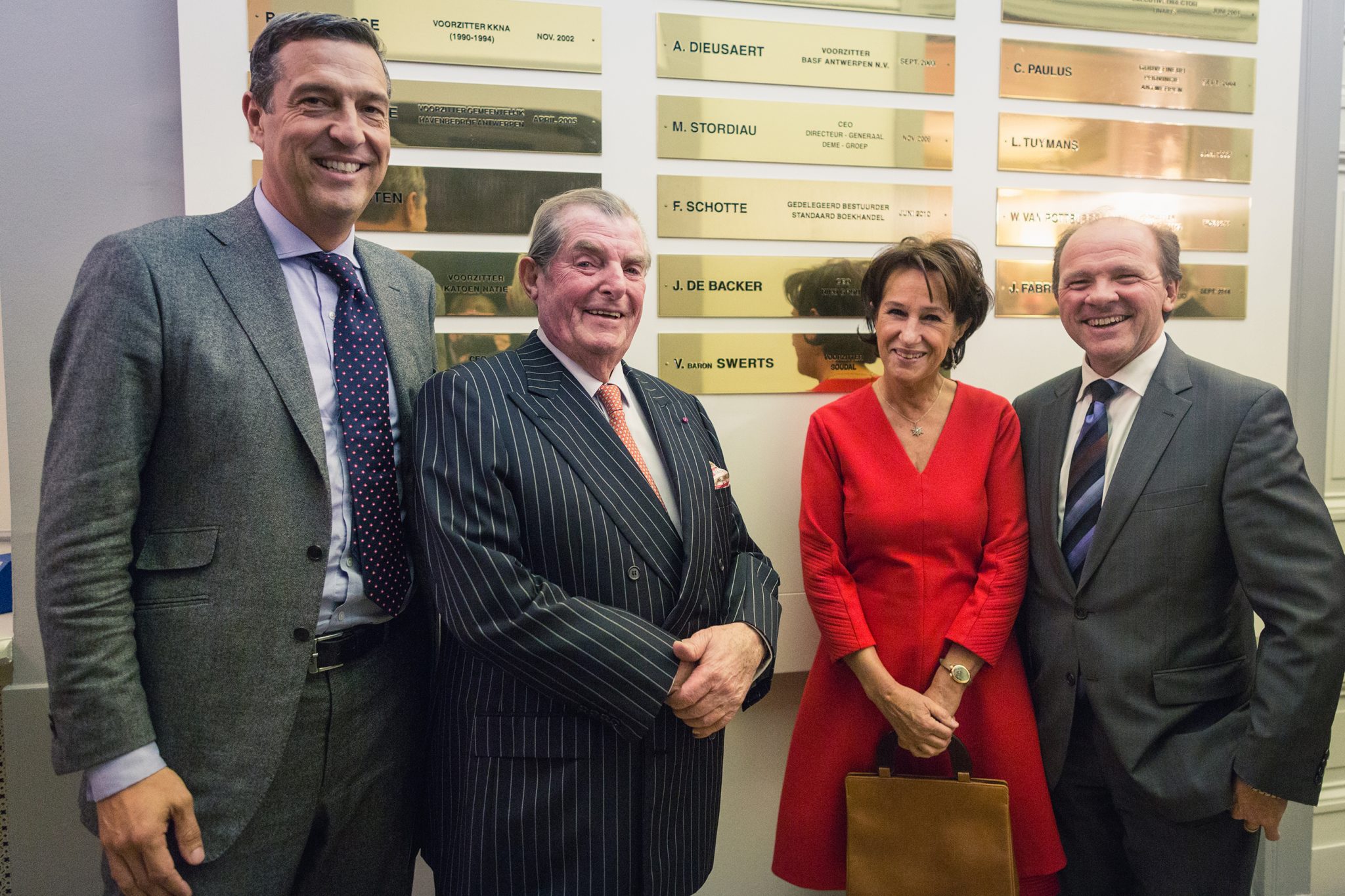 Vic Baron Swerts gelauwerd met ereplaats in de Galerij der Prominenten ...