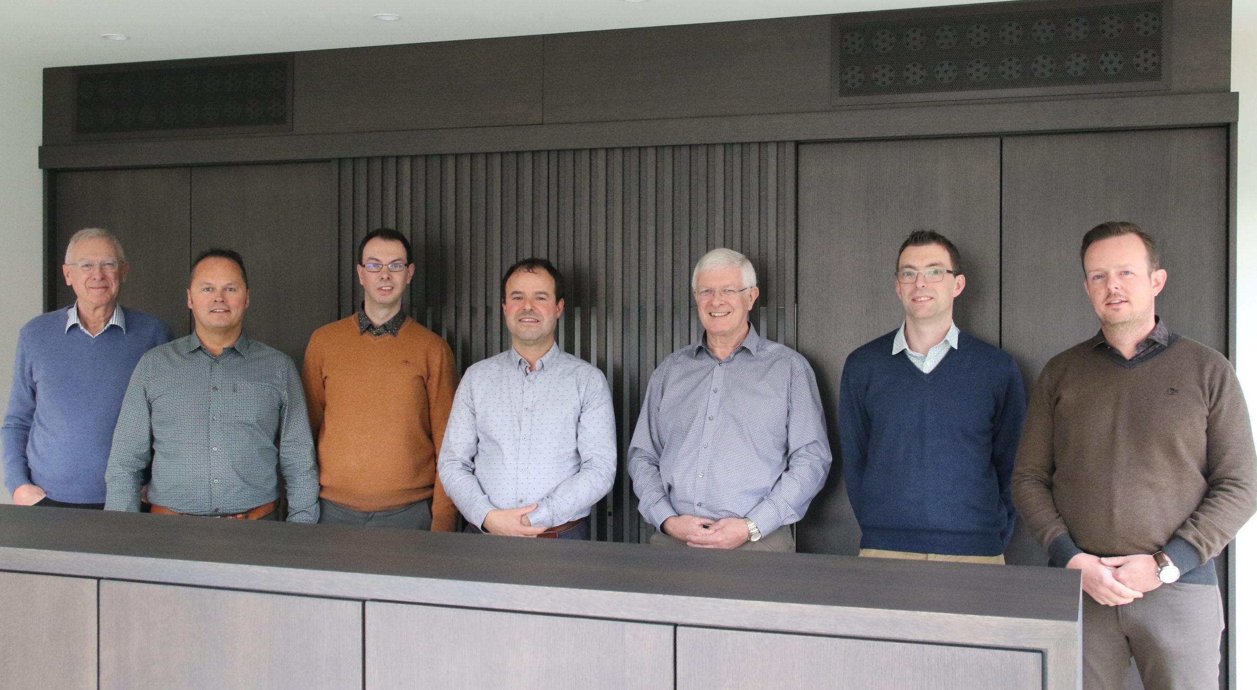 Ludo en Willy Ooms (Bouwonderneming Ooms) geven fakkel door - Made in