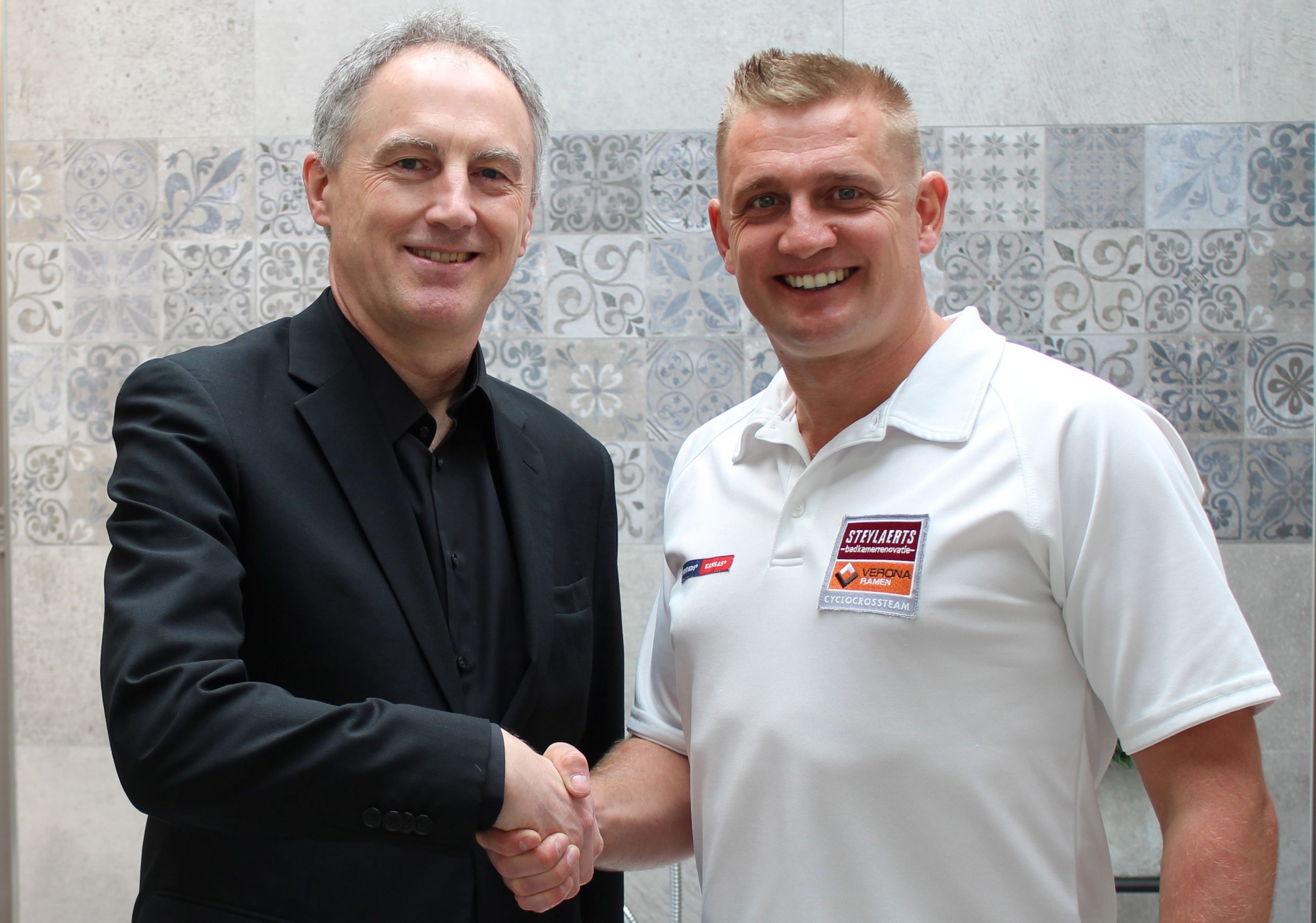 Steylaerts verlengt sponsoring veldrijden - Made in