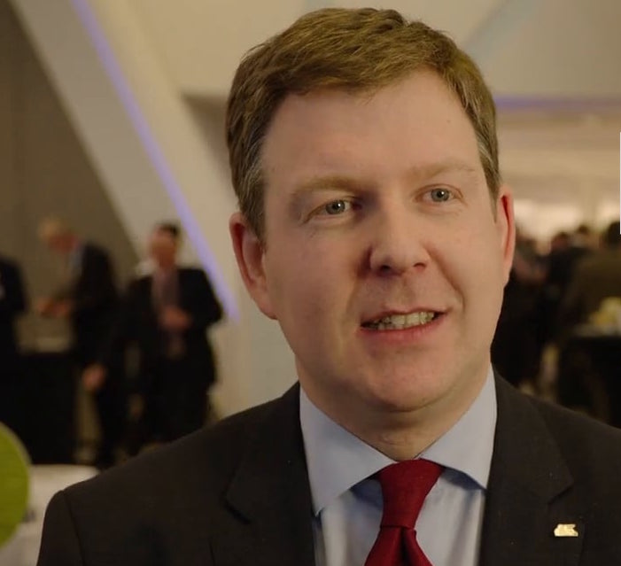 Wit konijn wordt nieuwe directeur van LRM - Made in