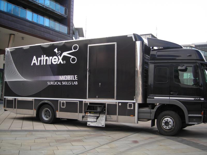 Operaties oefenen in mobiel lab - Made in