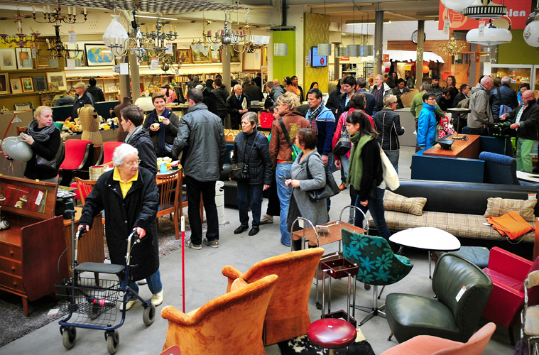 De Kringwinkel Ecoso haalt BEST-zakken op - Made in